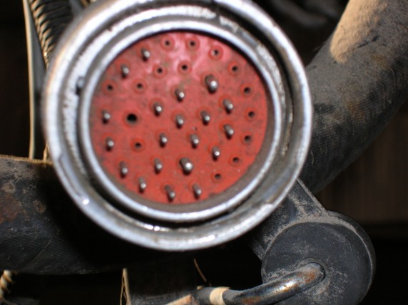 Early Riser 35 Pin Monitor Connection