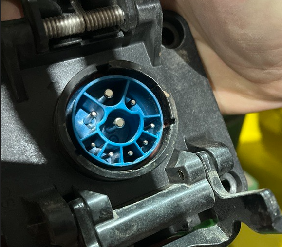 IBBC type change on certain 2019+ Deere R Series Tractors